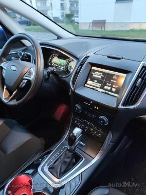 Zils Ford S-Max 2015 Tallina, ar dzinēja tilpumu 2.00 L un nobraukumu 165 tūkst. km par 12800 €, foto 9 vietnē AUTOMOTO.COM.LV
