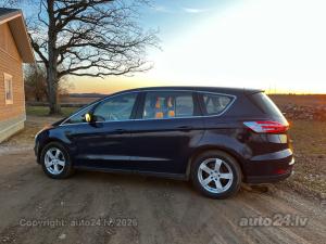 Blue Ford S-Max 2016 in Viljandi, with an engine capacity of 2.00 L and mileage of 208 thousand km for 13460 €, photo 5 on AUTOMOTO.COM.LV