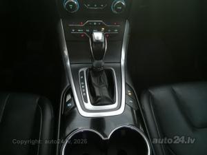 Zils Ford S-Max 2016 Tallina, ar dzinēja tilpumu 2.00 L un nobraukumu 424 tūkst. km par 5900 €, foto 22 vietnē AUTOMOTO.COM.LV