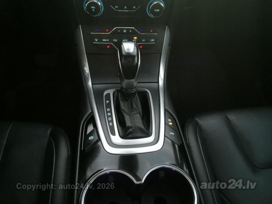 Zils Ford S-Max 2016 Tallina, ar dzinēja tilpumu 2.00 L un nobraukumu 424 tūkst. km par 5900 €, foto 22 vietnē AUTOMOTO.COM.LV