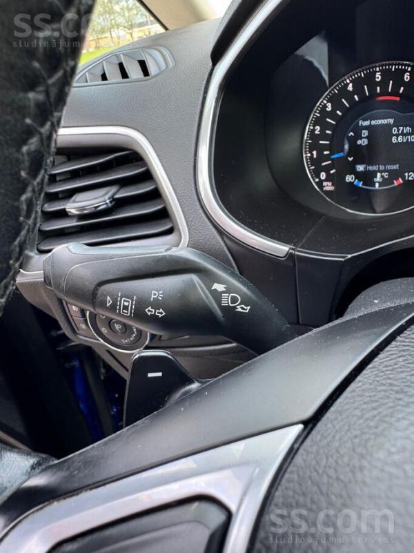 Zils Ford S-Max 2017 Kuldīga, ar dzinēja tilpumu 2.00 L un nobraukumu 253 tūkst. km par 10800 €, foto 5 vietnē AUTOMOTO.COM.LV
