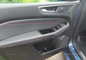 Zils Ford S-Max 2023 Tallina, ar dzinēja tilpumu 2.50 L un nobraukumu 33 tūkst. km par 34500 €, foto 12 vietnē AUTOMOTO.COM.LV