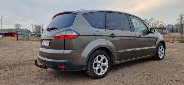 Коричневый Форд С-Макс 2007 в Рига, объемом двигателя 2.00 л и пробегом 355 тыс. км за 3250 €, фото 5 на AUTOMOTO.COM.LV