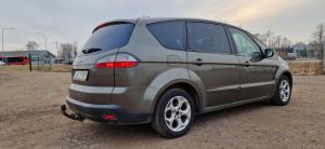 Brown Ford S-Max 2007 in Riga, with an engine capacity of 2.00 L and mileage of 355 thousand km for 3250 €, photo 6 on AUTOMOTO.COM.LV