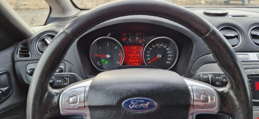 Brown Ford S-Max 2007 in Riga, with an engine capacity of 2.00 L and mileage of 355 thousand km for 3250 €, photo 13 on AUTOMOTO.COM.LV