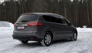 Brūns Ford S-Max 2011 Druskininkai, ar dzinēja tilpumu 2.00 L un nobraukumu 277 tūkst. km par 5650 €, foto 5 vietnē AUTOMOTO.COM.LV