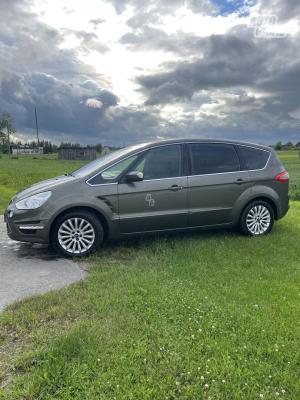 Brown Ford S-Max 2011 in Kelme, with an engine capacity of 2.00 L and mileage of 311 thousand km for 2600 €, photo 4 on AUTOMOTO.COM.LV