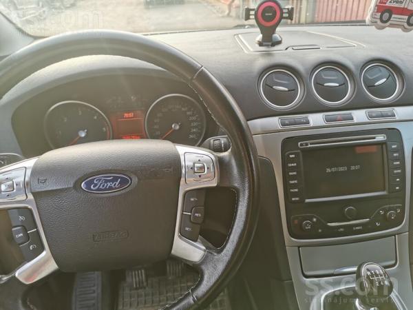 Brūns Ford S-Max 2011 Liepāja, ar dzinēja tilpumu 1.60 L un nobraukumu 293 tūkst. km par 5300 €, foto 6 vietnē AUTOMOTO.COM.LV