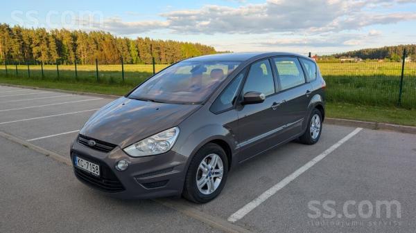 Brown Ford S-Max 2012 in Riga, with an engine capacity of 2.00 L and mileage of 180 thousand km for 2850 €, photo 1 on AUTOMOTO.COM.LV