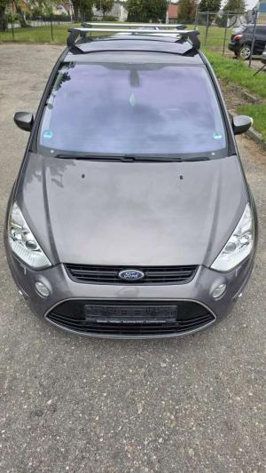 Brown Ford S-Max 2012 in Siauliai, with an engine capacity of 1.60 L and mileage of 209 thousand km for 5850 €, photo 10 on AUTOMOTO.COM.LV