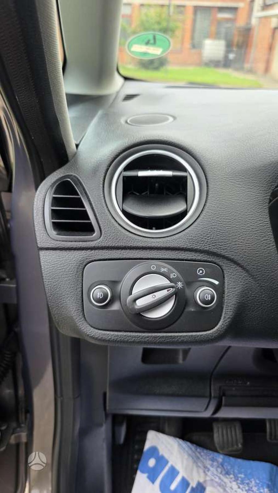 Brown Ford S-Max 2012 in Siauliai, with an engine capacity of 1.60 L and mileage of 209 thousand km for 5850 €, photo 25 on AUTOMOTO.COM.LV