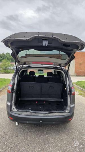 Brown Ford S-Max 2012 in Siauliai, with an engine capacity of 1.60 L and mileage of 209 thousand km for 5850 €, photo 35 on AUTOMOTO.COM.LV