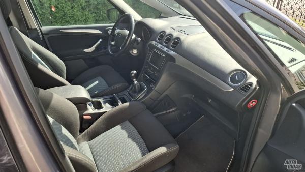 Brūns Ford S-Max 2012 Kauņa, ar dzinēja tilpumu 2.00 L un nobraukumu 269 tūkst. km par 4500 €, foto 10 vietnē AUTOMOTO.COM.LV