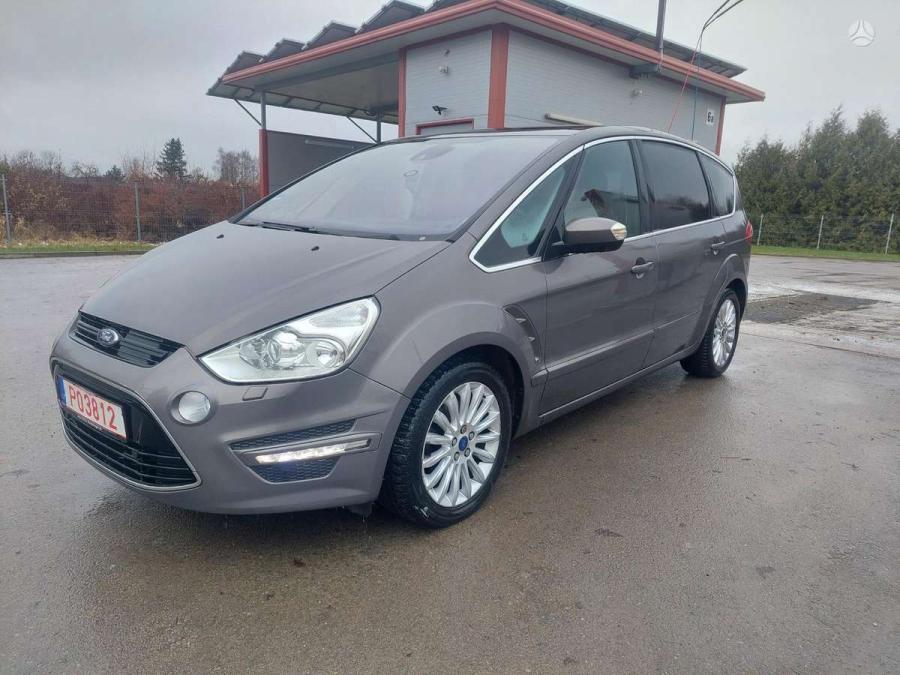 Brown Ford S-Max 2013 in Kretinga, with an engine capacity of 2.20 L and mileage of 220 thousand km for 6650 €, photo 8 on AUTOMOTO.COM.LV