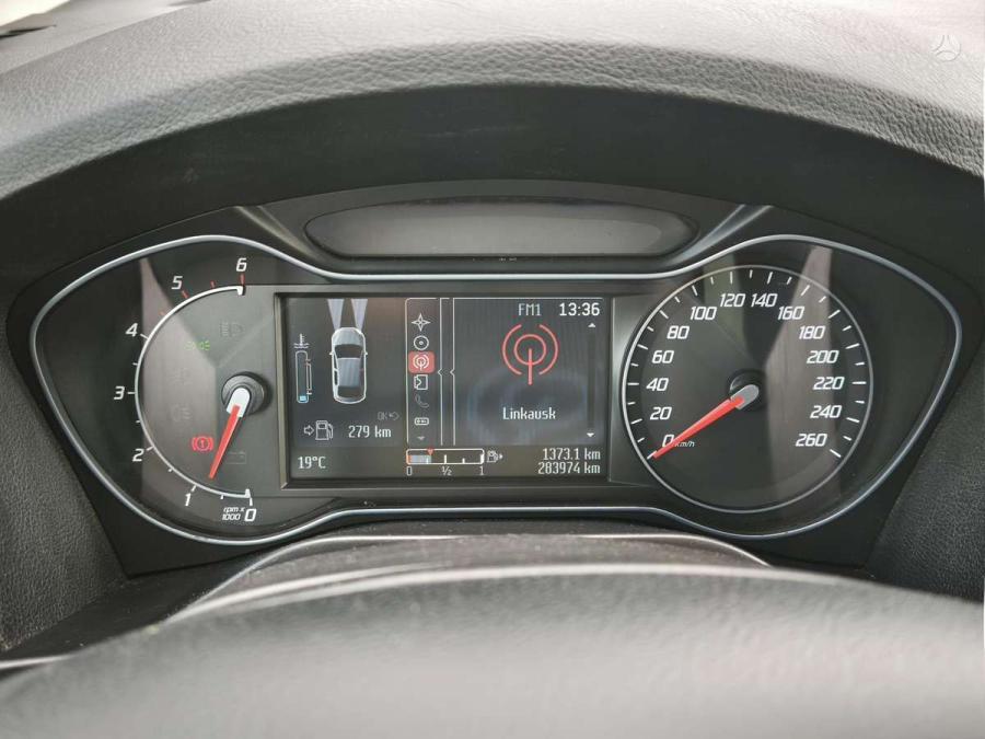 Brown Ford S-Max 2013 in Prienai, with an engine capacity of 2.00 L and mileage of 283 thousand km for 4950 €, photo 14 on AUTOMOTO.COM.LV