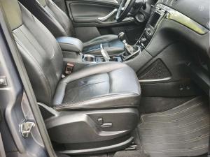 Brown Ford S-Max 2013 in Prienai, with an engine capacity of 2.00 L and mileage of 283 thousand km for 4950 €, photo 19 on AUTOMOTO.COM.LV