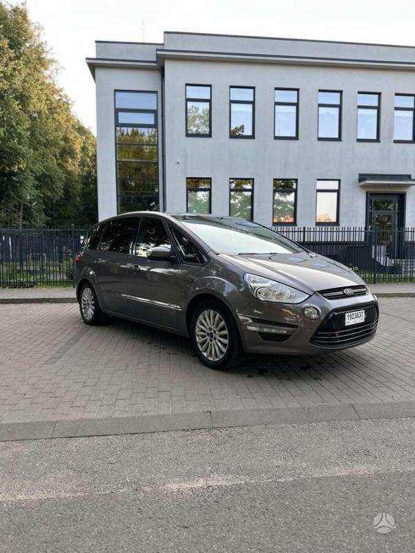Brūns Ford S-Max 2014 Kauņa, ar dzinēja tilpumu 2.00 L un nobraukumu 313 tūkst. km par 4400 €, foto 4 vietnē AUTOMOTO.COM.LV