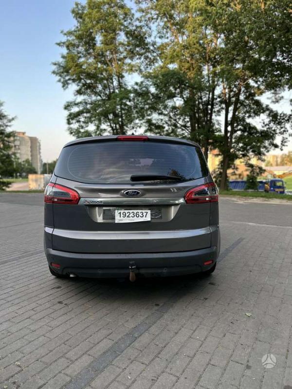 Brūns Ford S-Max 2014 Kauņa, ar dzinēja tilpumu 2.00 L un nobraukumu 313 tūkst. km par 4400 €, foto 8 vietnē AUTOMOTO.COM.LV