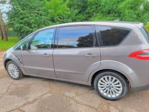 Brown Ford S-Max 2014 in Radviliskis, with an engine capacity of 2.00 L and mileage of 313 thousand km for 5350 €, photo  on AUTOMOTO.COM.LV