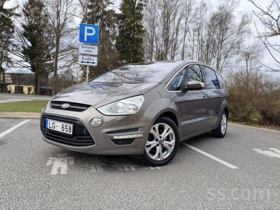 Brown Ford S-Max 2014 in Riga, with an engine capacity of 2.20 L and mileage of 246 thousand km for 5499 €, photo 3 on AUTOMOTO.COM.LV