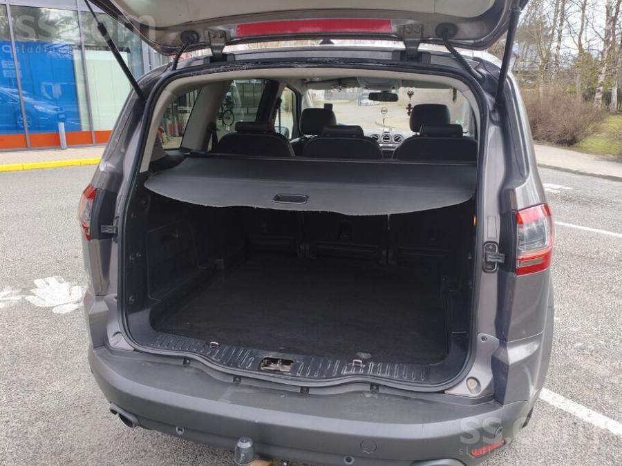Brown Ford S-Max 2014 in Riga, with an engine capacity of 2.20 L and mileage of 246 thousand km for 5499 €, photo 9 on AUTOMOTO.COM.LV