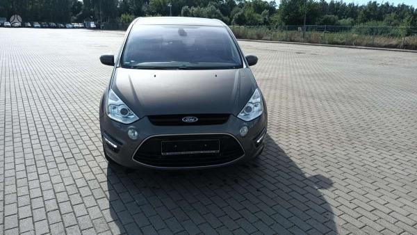 Ford S-Max 2014 in Marijampole on AUTOMOTO.COM.LV Brown Ford S-Max 2014 in Marijampole, with an engine capacity of 2.00 L and mileage of 240 thousand km for 5400 €, photo 3 on AUTOMOTO.COM.LV