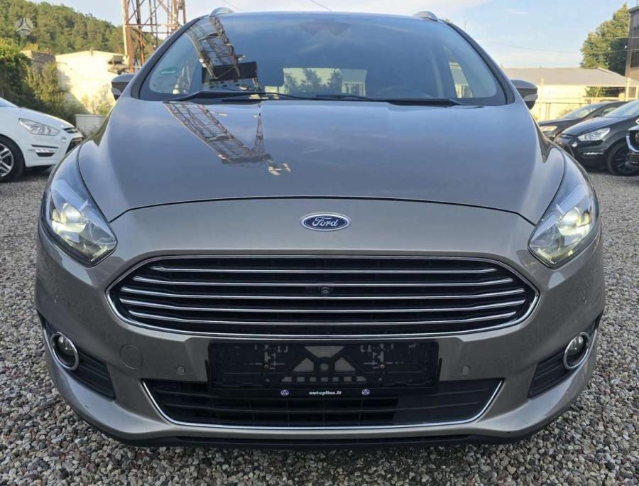Brown Ford S-Max 2016 in Kaunas, with an engine capacity of 2.00 L and mileage of 314 thousand km for 7999 €, photo 3 on AUTOMOTO.COM.LV