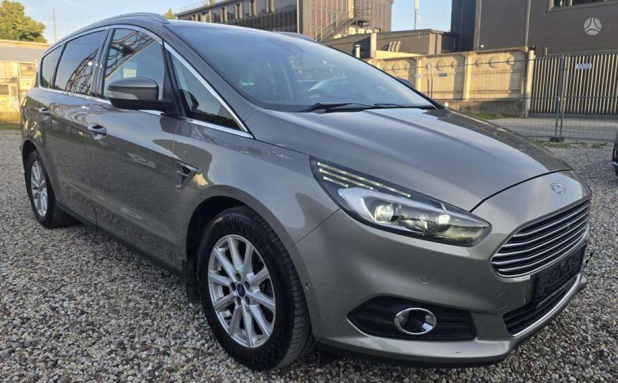 Brown Ford S-Max 2016 in Kaunas, with an engine capacity of 2.00 L and mileage of 314 thousand km for 7999 €, photo 5 on AUTOMOTO.COM.LV