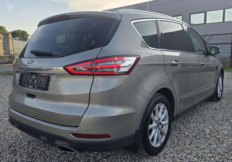 Brown Ford S-Max 2016 in Kaunas, with an engine capacity of 2.00 L and mileage of 314 thousand km for 7999 €, photo 7 on AUTOMOTO.COM.LV
