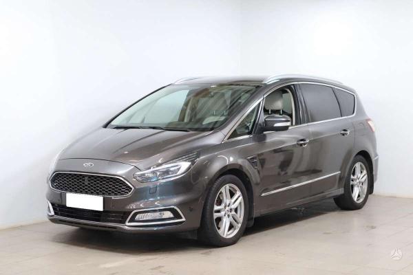 Brown Ford S-Max 2017 in Siauliai, with an engine capacity of 2.00 L and mileage of 332 thousand km for 8100 €, photo 1 on AUTOMOTO.COM.LV