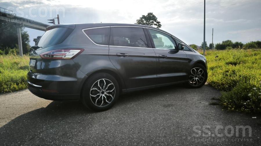 Brown Ford S-Max 2018 in Daugavpils, with an engine capacity of 2.00 L and mileage of 202 thousand km for 10550 €, photo 5 on AUTOMOTO.COM.LV
