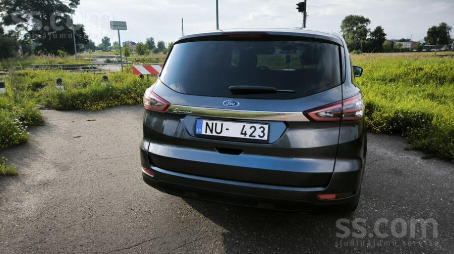 Brown Ford S-Max 2018 in Daugavpils, with an engine capacity of 2.00 L and mileage of 202 thousand km for 10550 €, photo 7 on AUTOMOTO.COM.LV