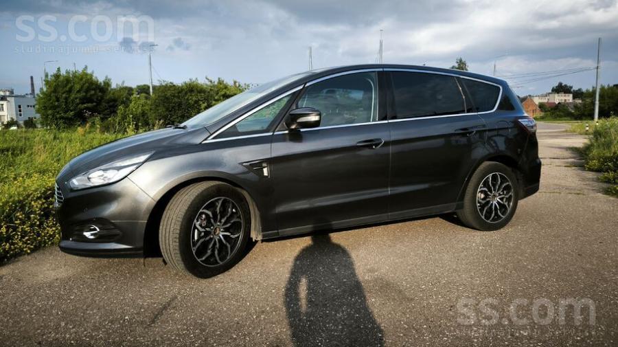 Brown Ford S-Max 2018 in Daugavpils, with an engine capacity of 2.00 L and mileage of 202 thousand km for 10550 €, photo 8 on AUTOMOTO.COM.LV