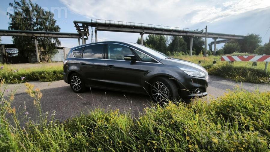 Brown Ford S-Max 2018 in Daugavpils, with an engine capacity of 2.00 L and mileage of 202 thousand km for 10550 €, photo 9 on AUTOMOTO.COM.LV