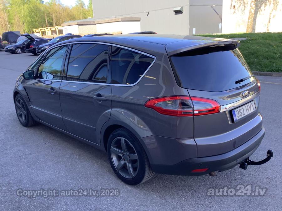 Brown Ford S-Max 2012 in Tartu, with an engine capacity of 2.00 L and mileage of 233 thousand km for 5890 €, photo 4 on AUTOMOTO.COM.LV