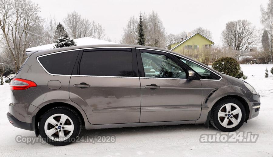 Brūns Ford S-Max 2014 Tallina, ar dzinēja tilpumu 2.00 L un nobraukumu 375 tūkst. km par 5990 €, foto 3 vietnē AUTOMOTO.COM.LV