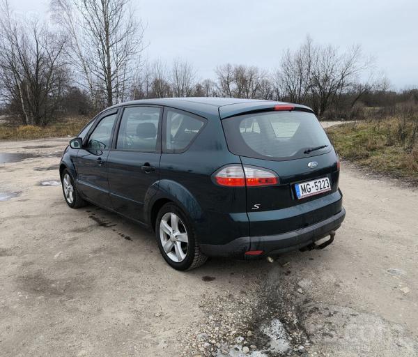 Zaļš Ford S-Max 2006 Rīga, ar dzinēja tilpumu 2.00 L un nobraukumu 235 tūkst. km par 2200 €, foto 3 vietnē AUTOMOTO.COM.LV