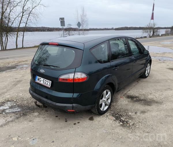 Zaļš Ford S-Max 2006 Rīga, ar dzinēja tilpumu 2.00 L un nobraukumu 235 tūkst. km par 2200 €, foto 4 vietnē AUTOMOTO.COM.LV