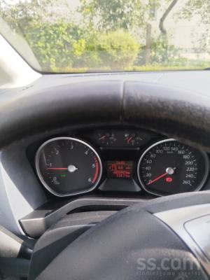 Green Ford S-Max 2007 in Kuldiga, with an engine capacity of 2.00 L and mileage of 405 thousand km for 2200 €, photo 7 on AUTOMOTO.COM.LV