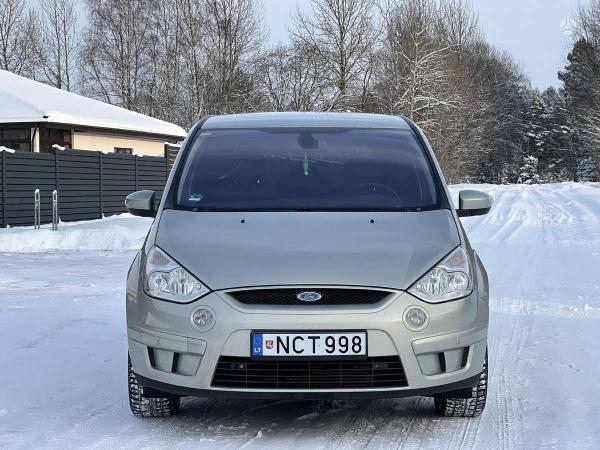 Zaļš Ford S-Max 2009 Mažeikiai, ar dzinēja tilpumu 2.18 L un nobraukumu 282 tūkst. km par 3550 €, foto 2 vietnē AUTOMOTO.COM.LV