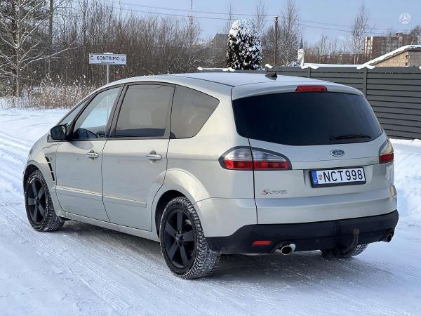 Zaļš Ford S-Max 2009 Mažeikiai, ar dzinēja tilpumu 2.18 L un nobraukumu 282 tūkst. km par 3550 €, foto 7 vietnē AUTOMOTO.COM.LV