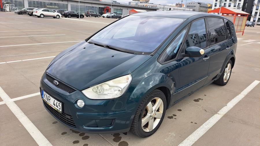 Zaļš Ford S-Max 2009 Viļņa, ar dzinēja tilpumu 2.00 L un nobraukumu 330 tūkst. km par 2500 €, foto 8 vietnē AUTOMOTO.COM.LV