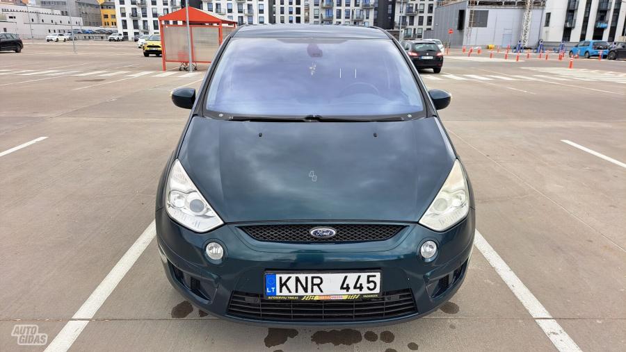 Zaļš Ford S-Max 2009 Viļņa, ar dzinēja tilpumu 2.00 L un nobraukumu 330 tūkst. km par 2500 €, foto 9 vietnē AUTOMOTO.COM.LV