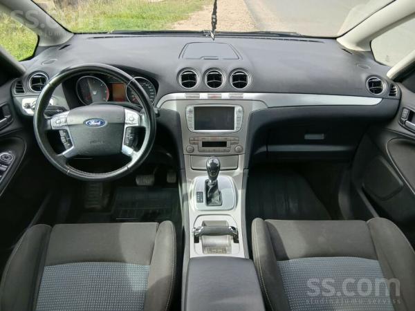 Zaļš Ford S-Max 2010 Rīga, ar dzinēja tilpumu 2.00 L un nobraukumu 312 tūkst. km par 4350 €, foto 6 vietnē AUTOMOTO.COM.LV