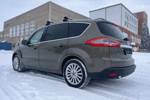 Zaļš Ford S-Max 2011 Kauņa, ar dzinēja tilpumu 2.00 L un nobraukumu 295 tūkst. km par 5300 €, foto 4 vietnē AUTOMOTO.COM.LV