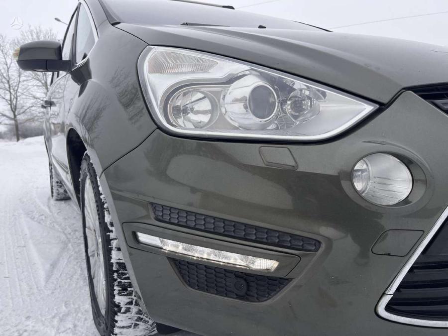 Zaļš Ford S-Max 2011 Kauņa, ar dzinēja tilpumu 2.00 L un nobraukumu 295 tūkst. km par 5300 €, foto 6 vietnē AUTOMOTO.COM.LV