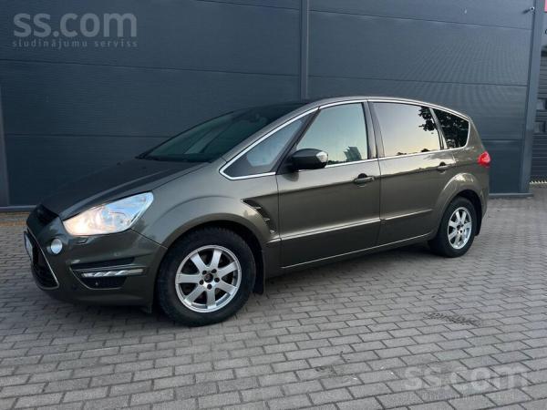 Zaļš Ford S-Max 2011 Rīga, ar dzinēja tilpumu 2.00 L un nobraukumu 290 tūkst. km par 1800 €, foto 5 vietnē AUTOMOTO.COM.LV