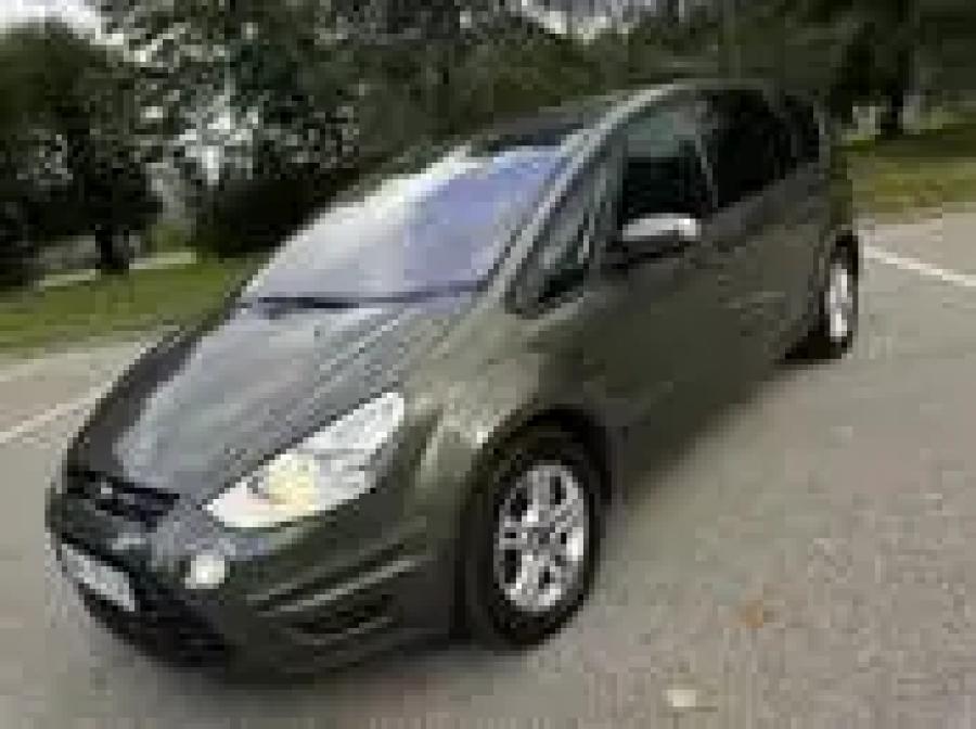 Green Ford S-Max 2011 in Riga, with an engine capacity of 1.60 L and mileage of 214 thousand km for 5490 €, photo 3 on AUTOMOTO.COM.LV