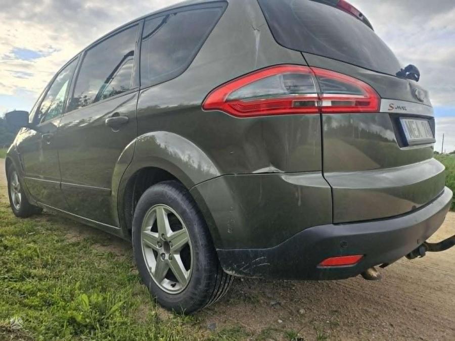 Zaļš Ford S-Max 2011 Prienai, ar dzinēja tilpumu 2.00 L un nobraukumu 345 tūkst. km par 1800 €, foto 4 vietnē AUTOMOTO.COM.LV