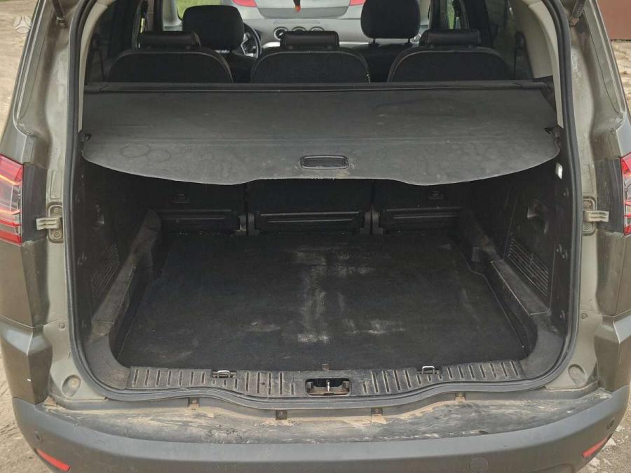 Zaļš Ford S-Max 2011 Viļņa, ar dzinēja tilpumu 2.00 L un nobraukumu 307 tūkst. km par 1950 €, foto 17 vietnē AUTOMOTO.COM.LV